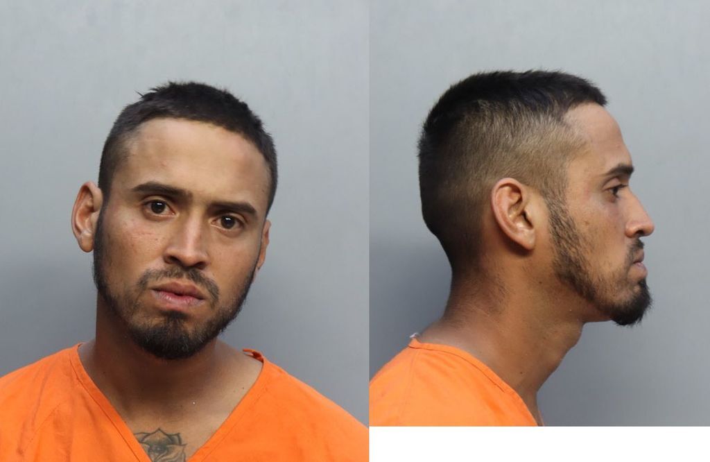 ALVARADO KENNETH 09/26/2022 - Miami-Dade County Mugshots Zone