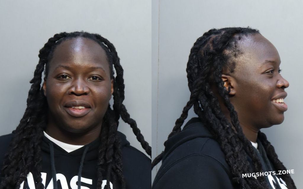 MOORE SHAWANDA 09/29/2022 - Miami-Dade County Mugshots Zone