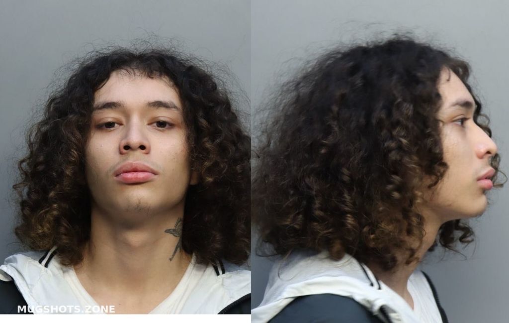 GARCIA-SORTO EDWIN JUNIOR 09/30/2022 - Miami-Dade County Mugshots Zone