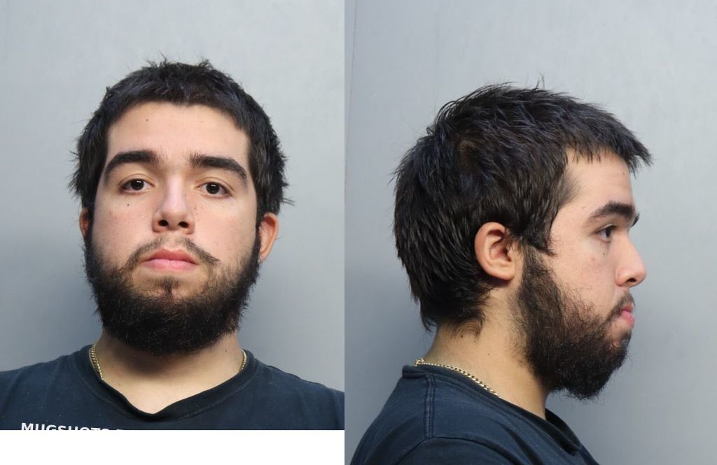 PINON ALEXANDER JOSE 10/01/2022 - Miami-Dade County Mugshots Zone