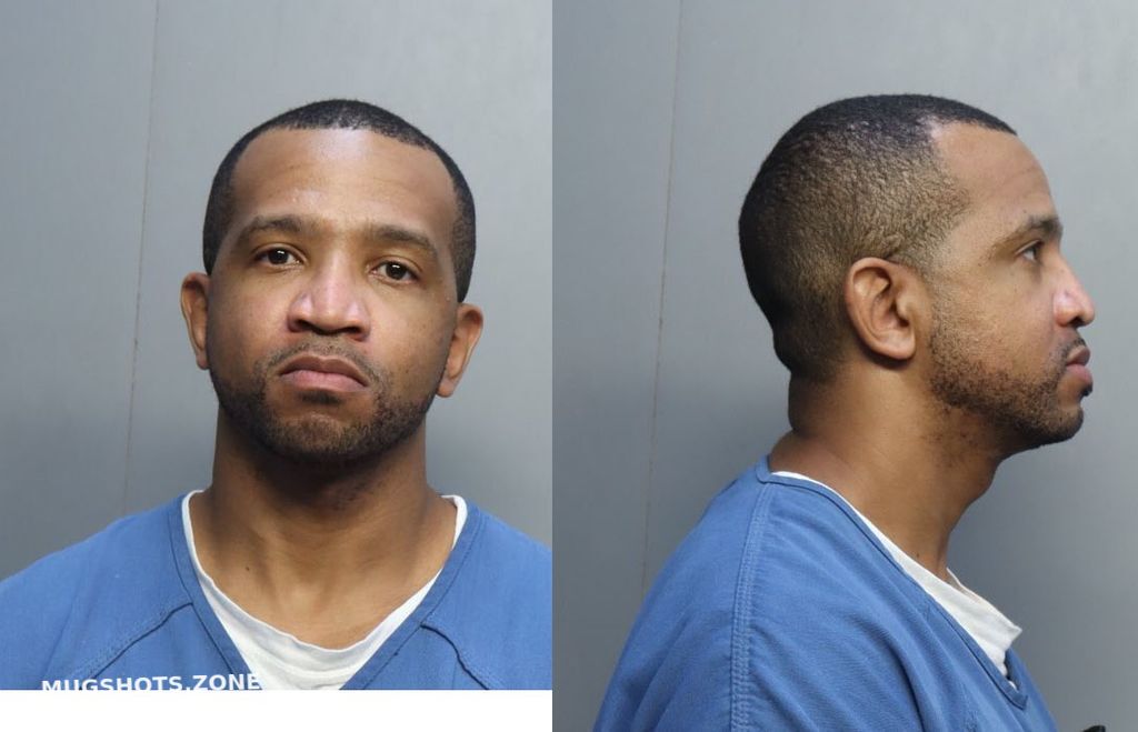 WRIGHT SAMUEL 10/04/2022 - Miami-Dade County Mugshots Zone