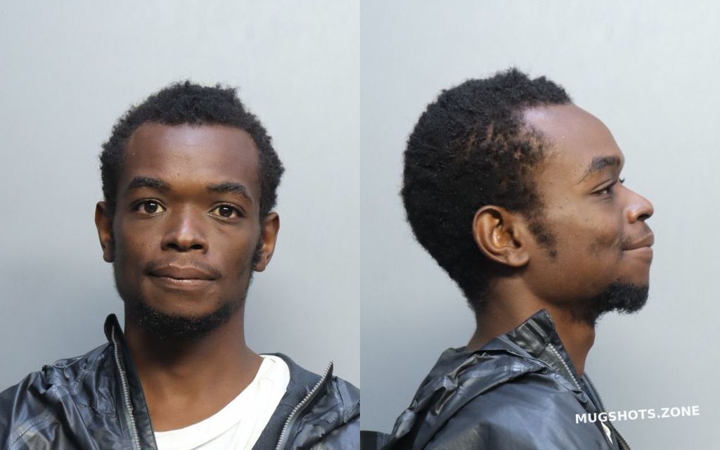 FRECKLETON DEON 10/04/2022 - Miami-Dade County Mugshots Zone