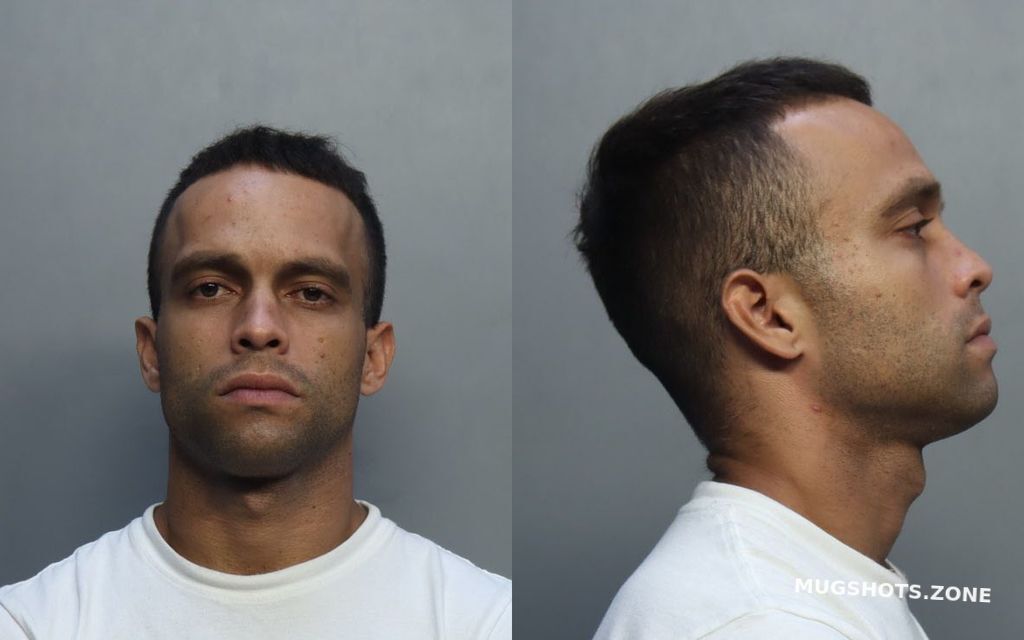 RABAGO-OLIVER ALEJANDRO CARLO 10/12/2022 - Miami-Dade County Mugshots Zone