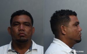 NUNEZ ROBERTO 10/16/2022 - Miami-Dade County Mugshots Zone