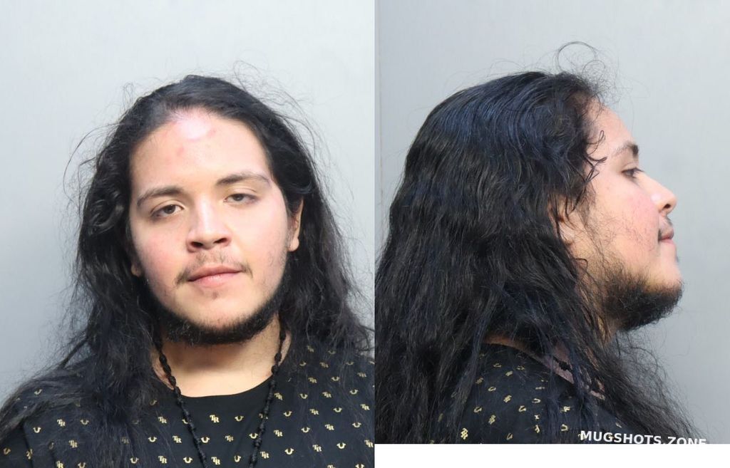 LOPEZ TEDDY ALBERTO 10/21/2022 - Miami-Dade County Mugshots Zone