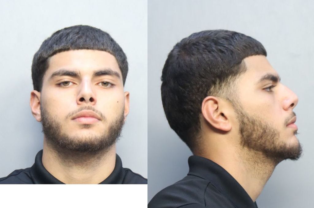 MORA CHRISTOPHER CARLOS 10/23/2022 - Miami-Dade County Mugshots Zone MORA CHRISTOPHER CARLOS 10/23/2022 - Miami-Dade County Mugshots Zone
