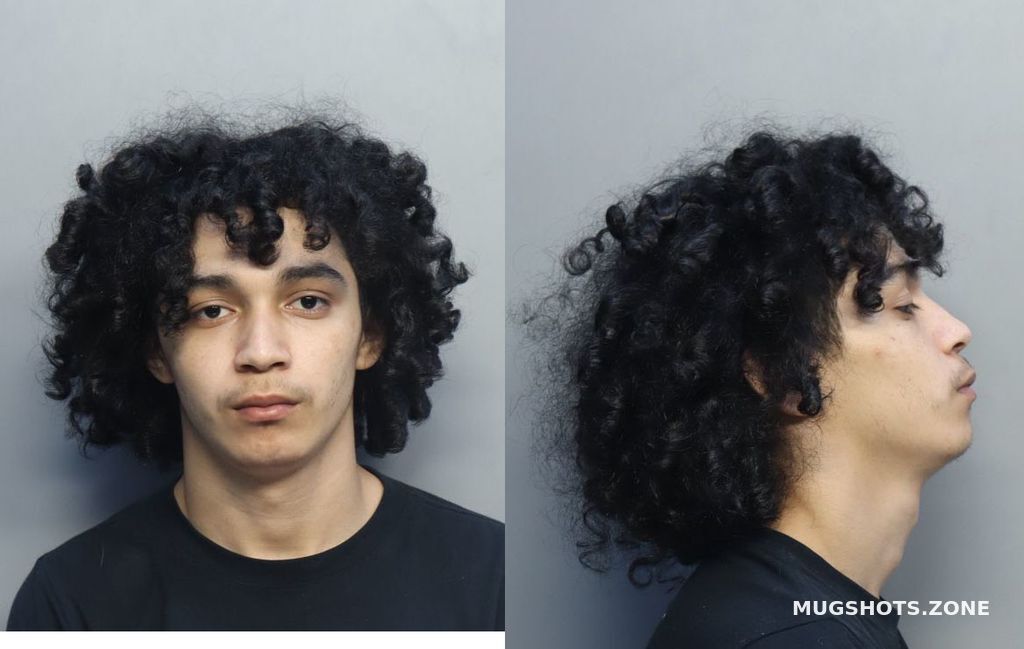 MONCADA JONATHAN 10/23/2022 - Miami-Dade County Mugshots Zone