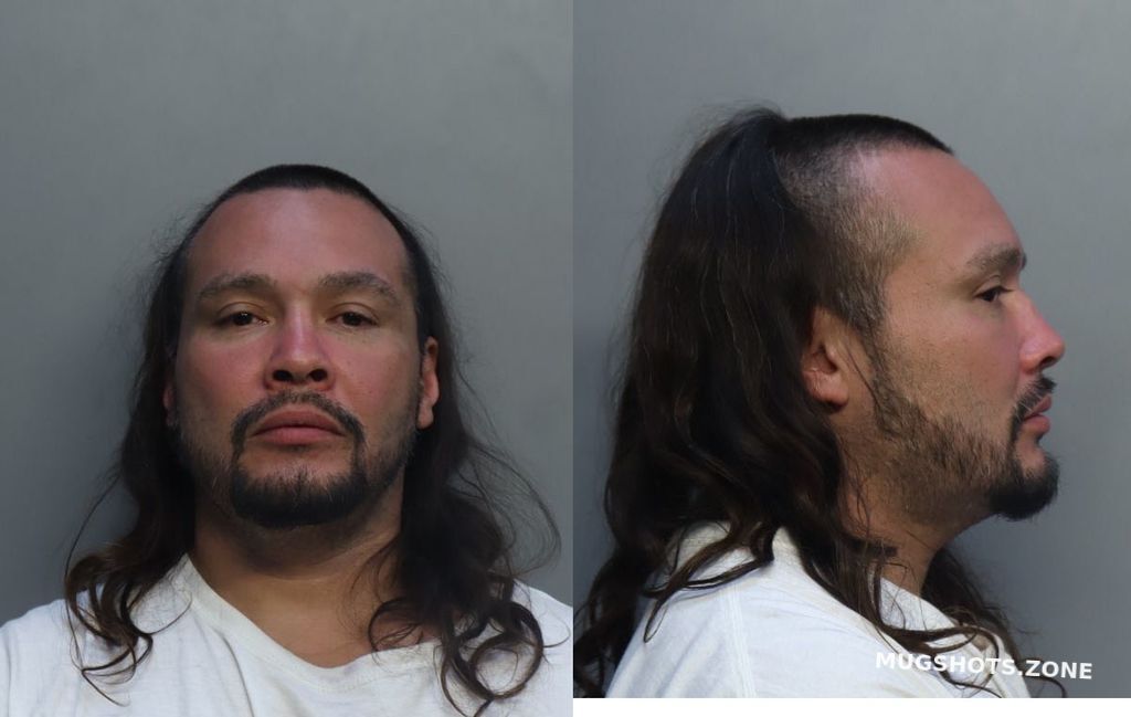 MARTINEZ CHRISTOPHER 10/27/2022 - Miami-Dade County Mugshots Zone