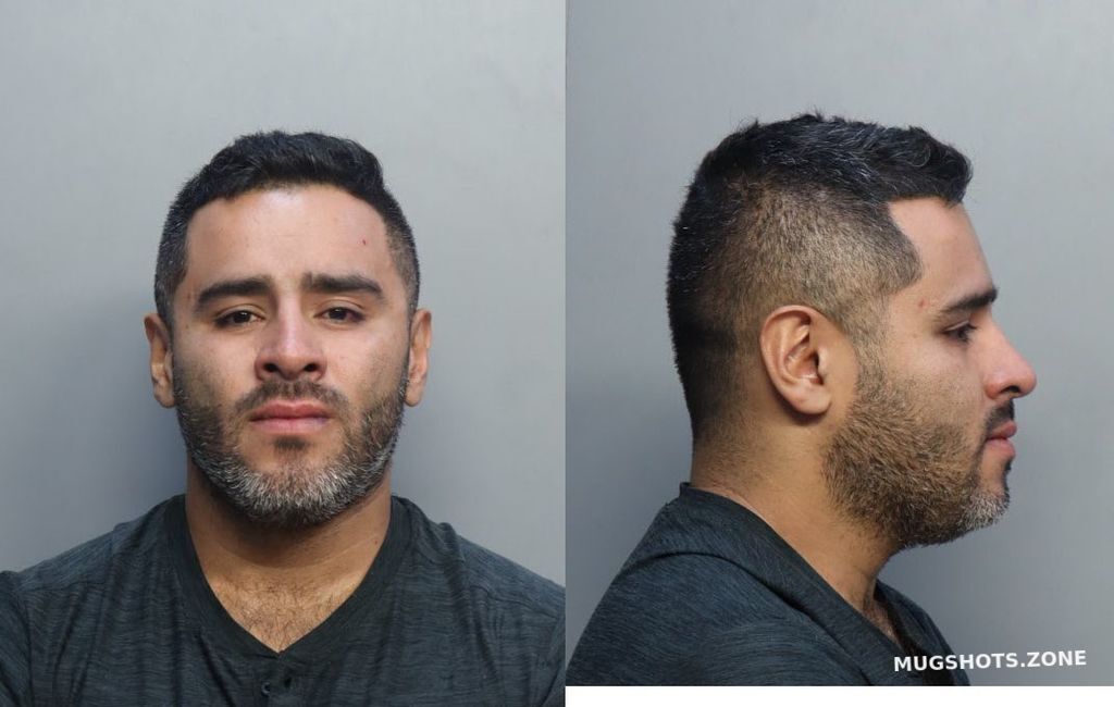 SANCHEZFLECHAS CESAR ALBERTO 10/29/2022 - Miami-Dade County Mugshots Zone