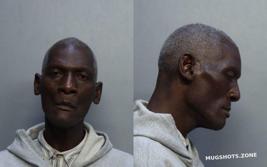 MOTON JILES DAMIAN 11/04/2022 - Miami-Dade County Mugshots Zone