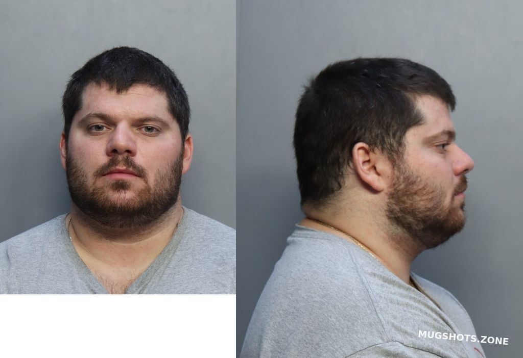 WATERS RYAN WESLEY 11/04/2022 - Miami-Dade County Mugshots Zone
