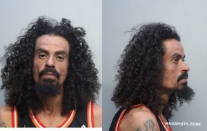 CARABALLO EDWARD 11/08/2022 - Miami-Dade County Mugshots Zone