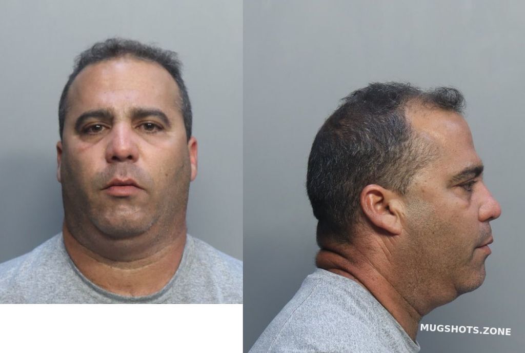 BLANCO REINALDO 11/11/2022 - Miami-Dade County Mugshots Zone