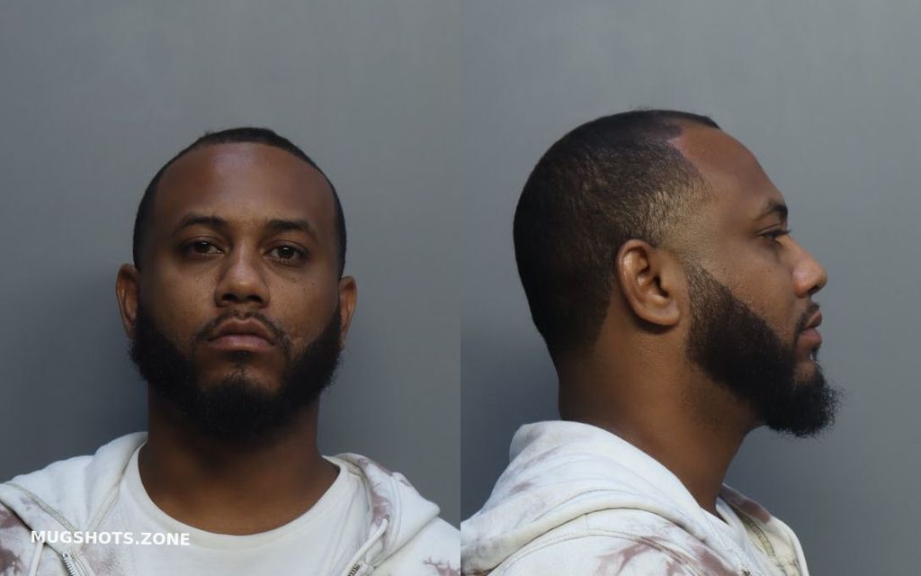 MITCHELL CHRISTOPHER 11/14/2022 - Miami-Dade County Mugshots Zone