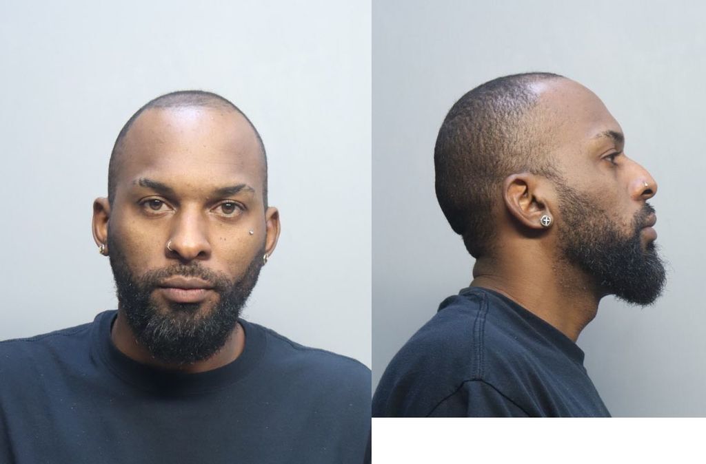 CHONGO LESVY 11/17/2022 - Miami-Dade County Mugshots Zone