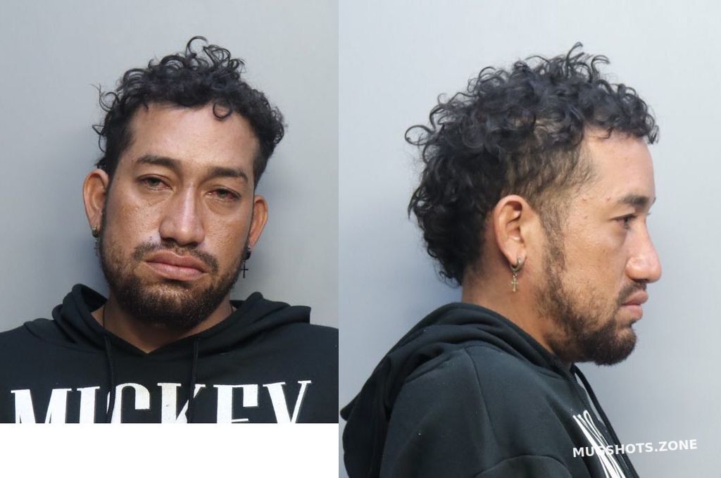 CRUZBENAVIDES WILLIAM ANTONIO 11/18/2022 - Miami-Dade County Mugshots Zone CRUZBENAVIDES WILLIAM ANTONIO 11/18/2022 - Miami-Dade County Mugshots Zone