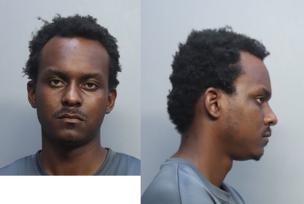 PULLINS TRAVIS EUGENE 11/18/2022 - Miami-Dade County Mugshots Zone