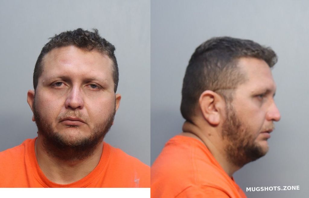 AREVALO GABRIEL LOPEZ 11/30/2022 - Miami-Dade County Mugshots Zone