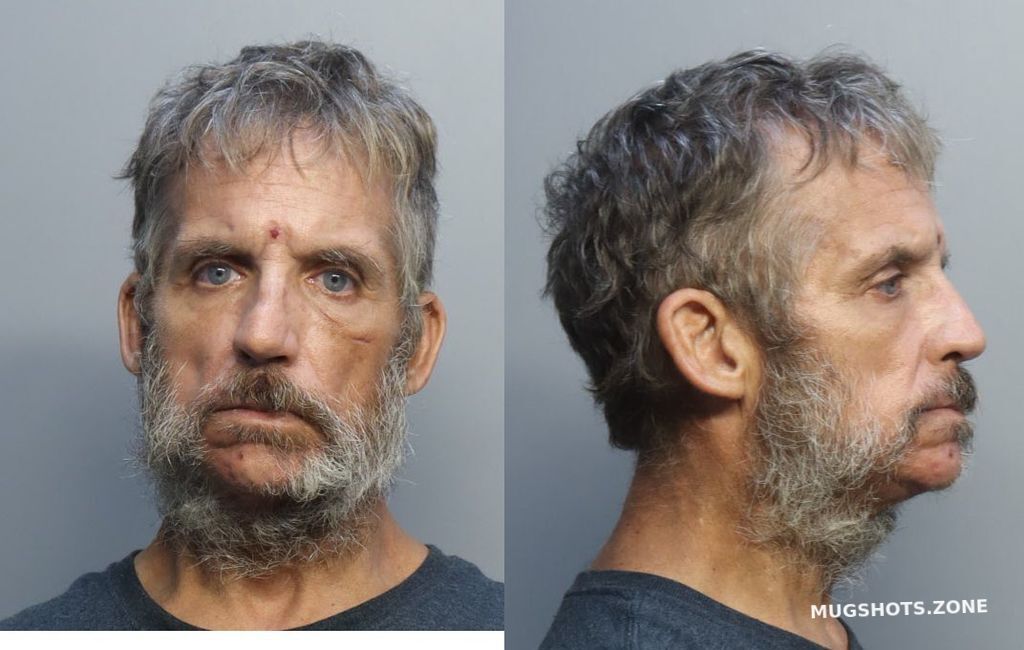 ESTELL ROBERT CARL 11/30/2022 - Miami-Dade County Mugshots Zone