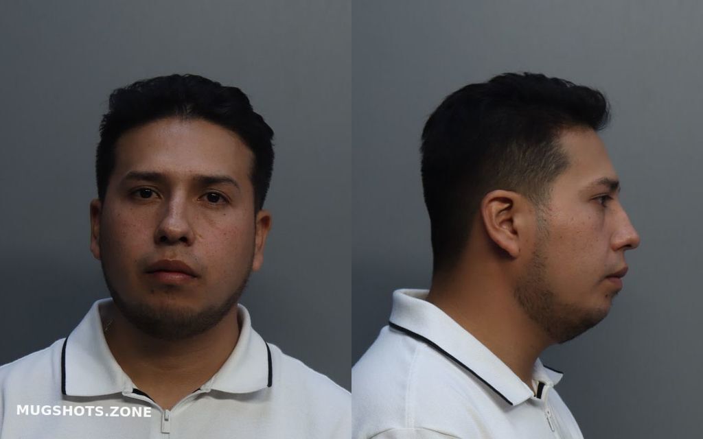 ROJAS-CHAUTA CHRISTIAN LORENZO 12/02/2022 - Miami-Dade County Mugshots Zone