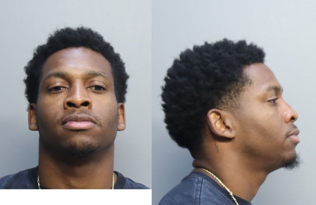 BROOKS DARIUS HAKEEM 12/03/2022 - Miami-Dade County Mugshots Zone