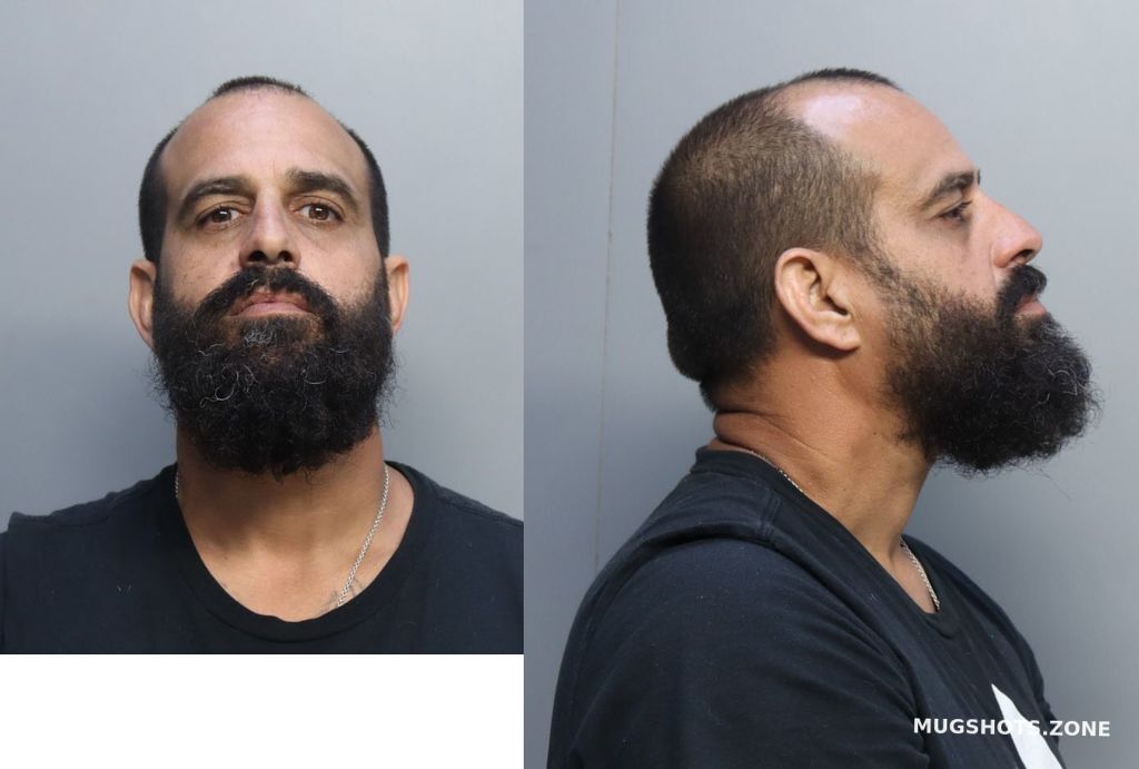 RODRIGUEZ DAVIDS MIGUEL 12/11/2022 - Miami-Dade County Mugshots Zone