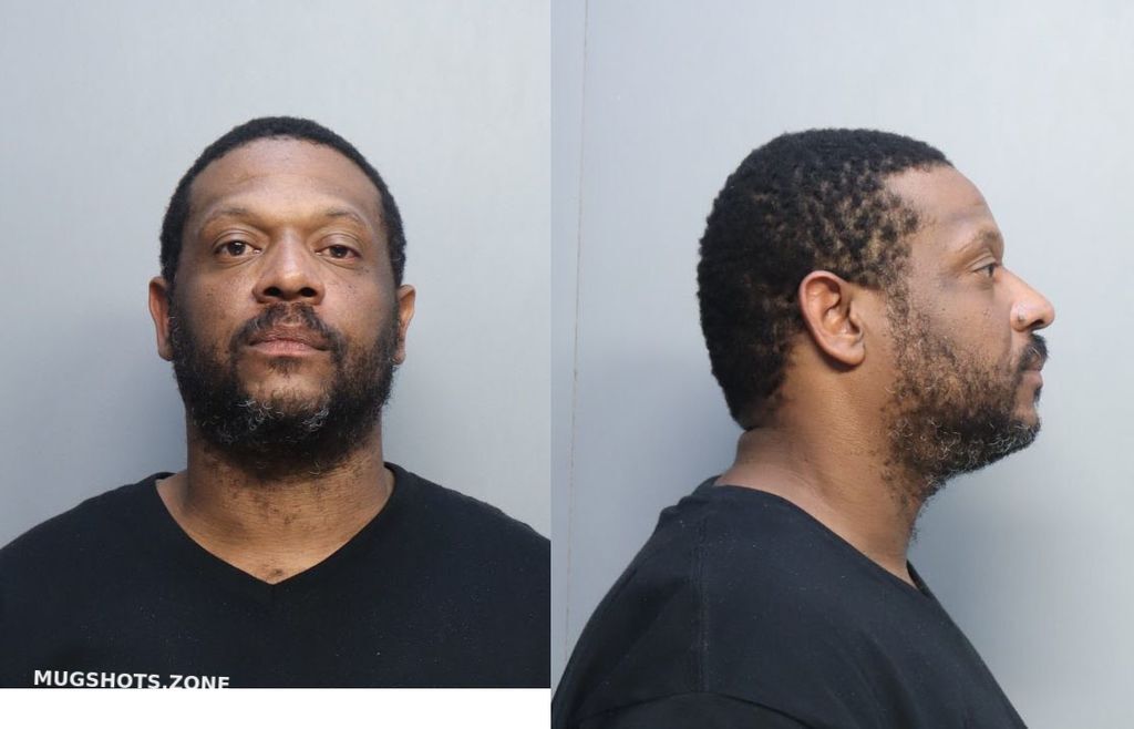 MOSS STEVEN 12/19/2022 - Miami-Dade County Mugshots Zone