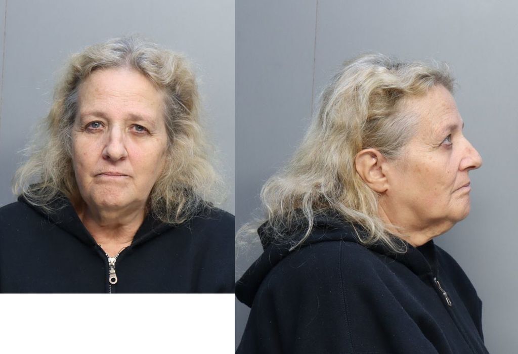 MARTELL ARLENE 12/24/2022 - Miami-Dade County Mugshots Zone