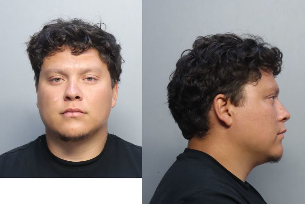 VERDUGO JOSHUA IMMANUEL 02/28/2023 - Miami-Dade County Mugshots Zone