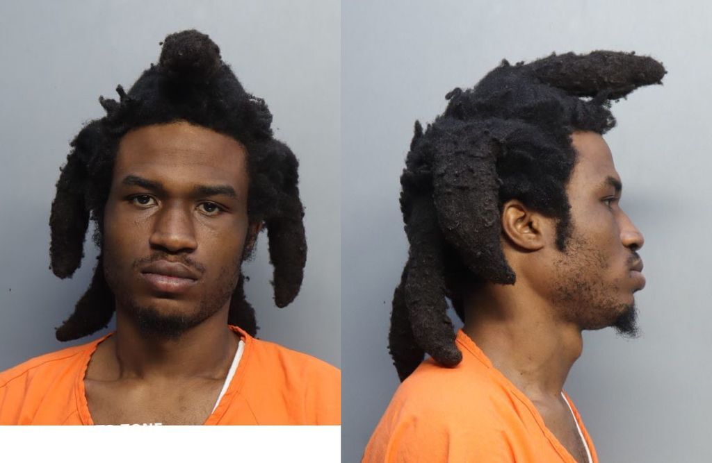 LEE TYRIQ LEVAR 04/07/2023 - Miami-Dade County Mugshots Zone
