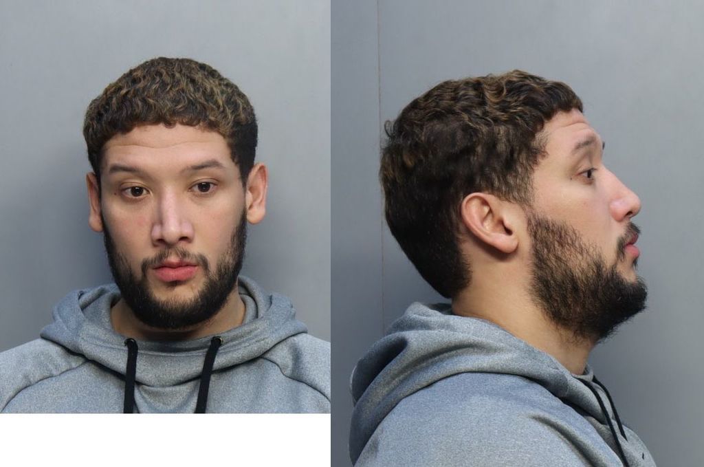 VALENCIA EDGAR 04/12/2023 - Miami-Dade County Mugshots Zone
