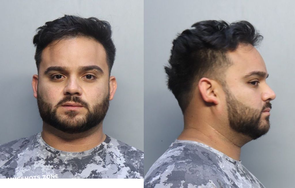 CASTROGONZALEZ JAN CARLO 04/26/2023 - Miami-Dade County Mugshots Zone