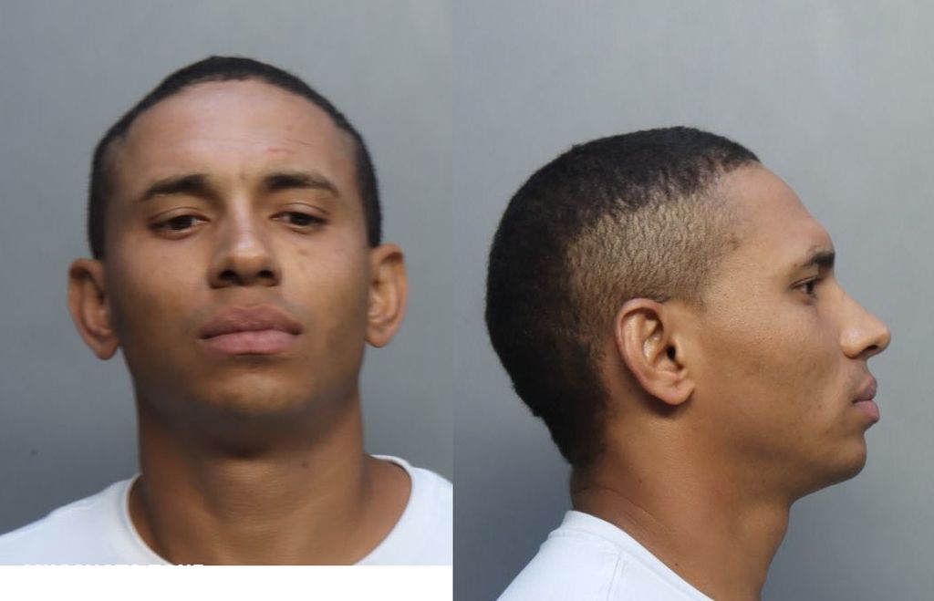 RODRIGUEZRAMIREZ ROBERTO 06/15/2023 - Miami-Dade County Mugshots Zone