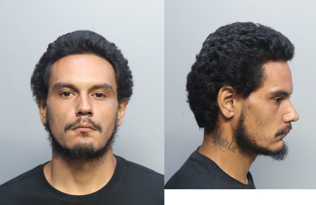 LOPEZ GEOVANY ALEJANDRO 08/02/2023 - Miami-Dade County Mugshots Zone