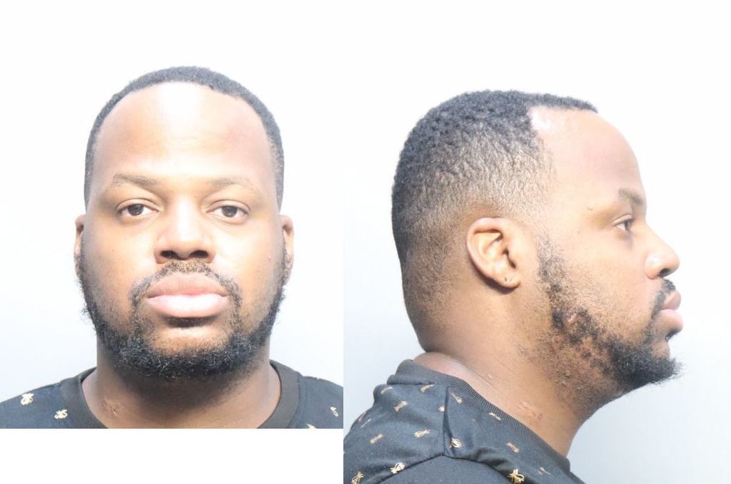 KNIGHT DAVID ANDRE 08/27/2023 - Miami-Dade County Mugshots Zone