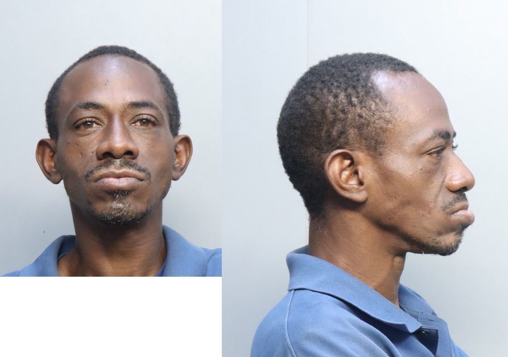 GETER DREWERY A 10/25/2023 - Miami-Dade County Mugshots Zone