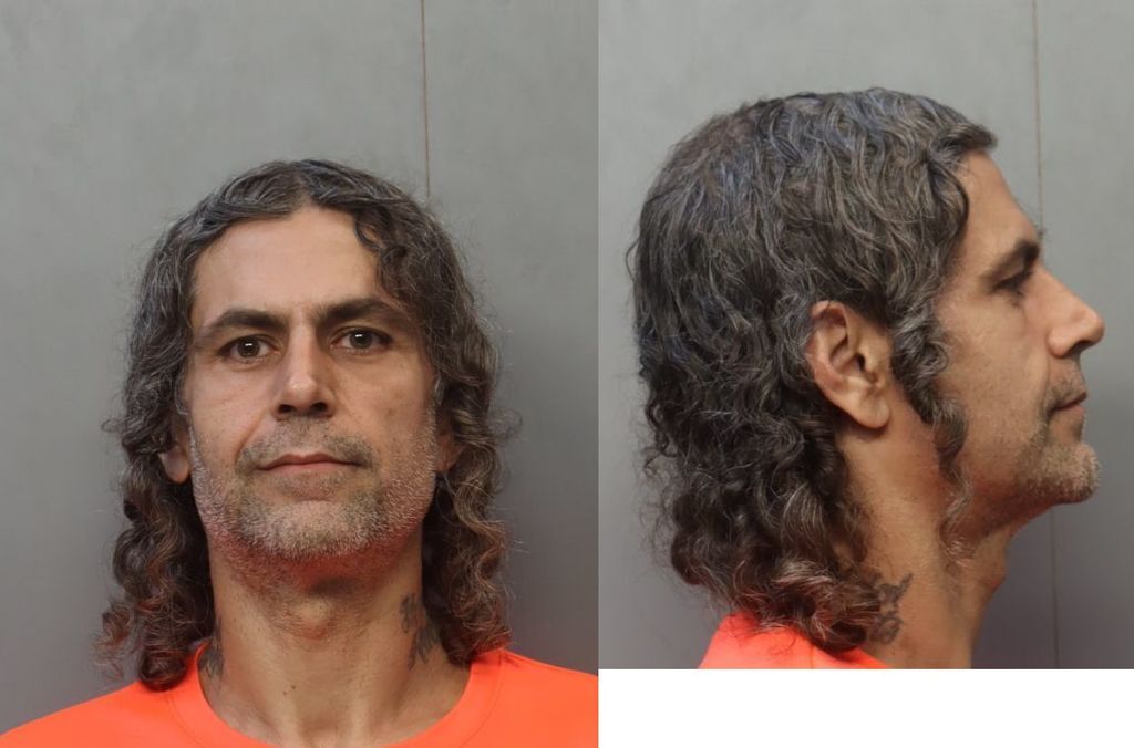 SANTOS ALEXANDER VINCENT 03/05/2024 - Miami-Dade County Mugshots Zone