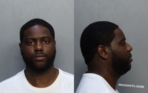 DAVIS TRAVIS LOVELL 04/18/2024 - Miami-Dade County Mugshots Zone
