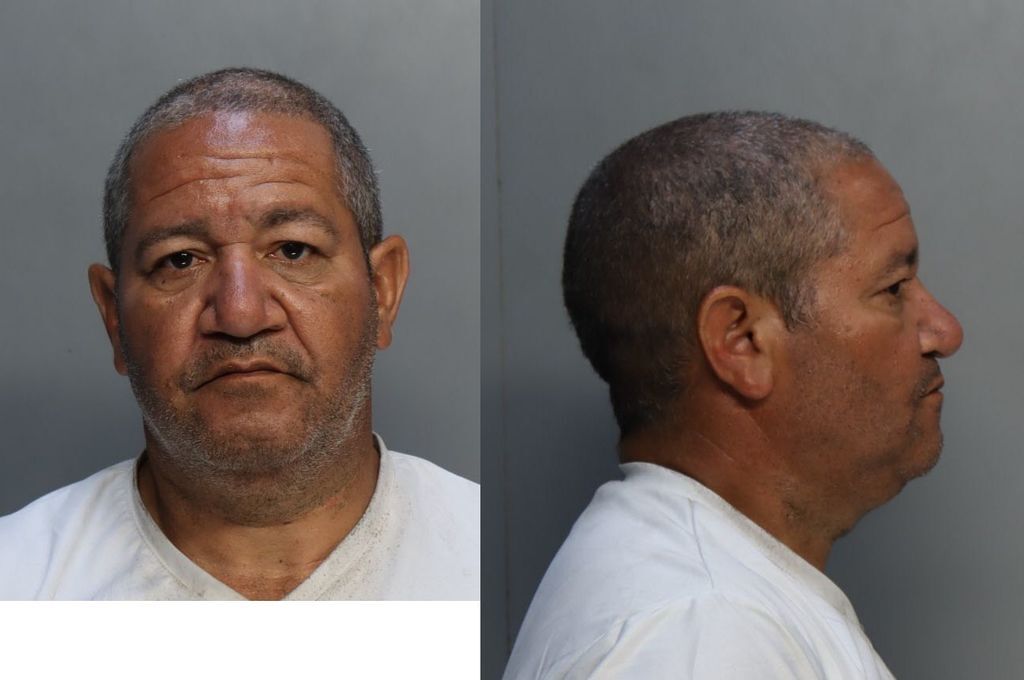 MORENO LUIS 05/03/2024 - Miami-Dade County Mugshots Zone MORENO LUIS 05/03/2024 - Miami-Dade County Mugshots Zone