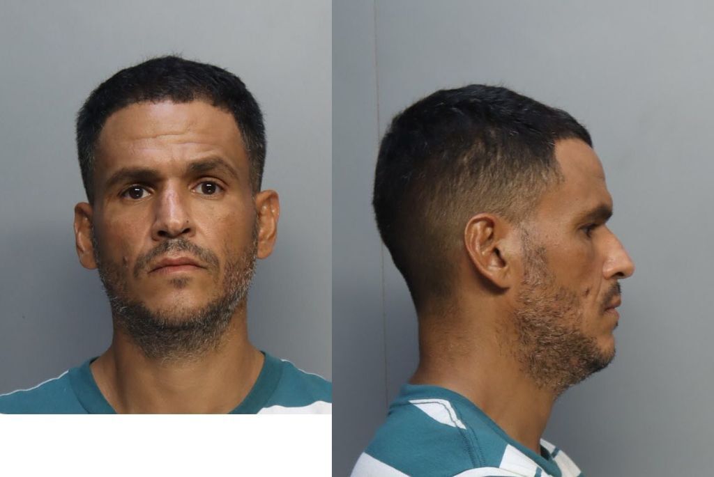 MOJICA RONALD 07/17/2024 - Miami-Dade County Mugshots Zone MOJICA RONALD 07/17/2024 - Miami-Dade County Mugshots Zone