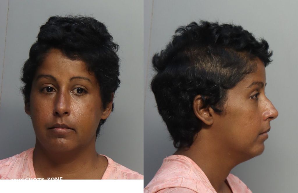 SCOTT SARAH 10/02/2024 - Miami-Dade County Mugshots Zone