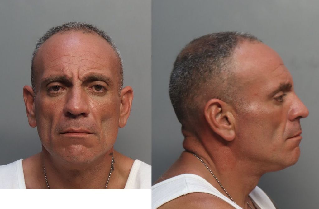 MARTIN-CARDONA LAZARO ALBERTO 12/05/2024 - Miami-Dade County Mugshots Zone