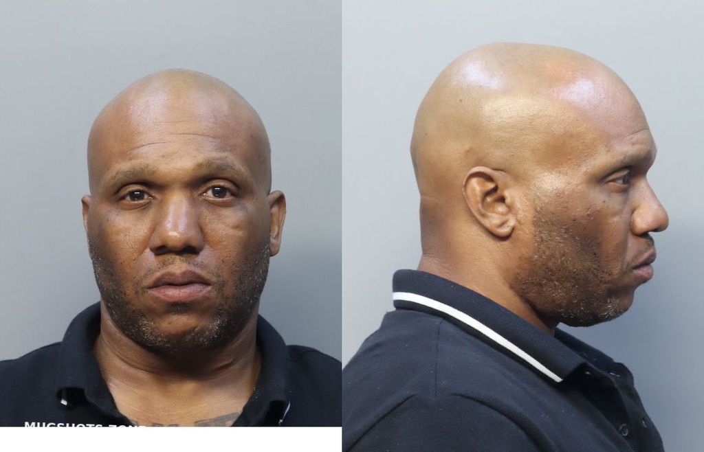ROBERTS CORNELL MAURICE 03/23/2025 - Miami-Dade County Mugshots Zone