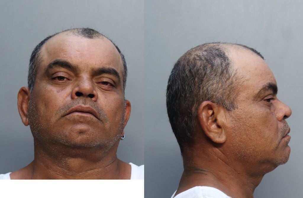 CASTILLO ANGEL 06/17/2025 - Miami-Dade County Mugshots Zone