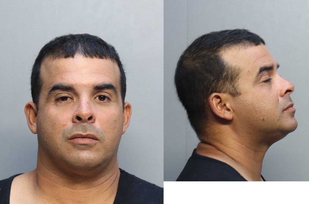 MENENDEZ ANDY 07/15/2025 - Miami-Dade County Mugshots Zone