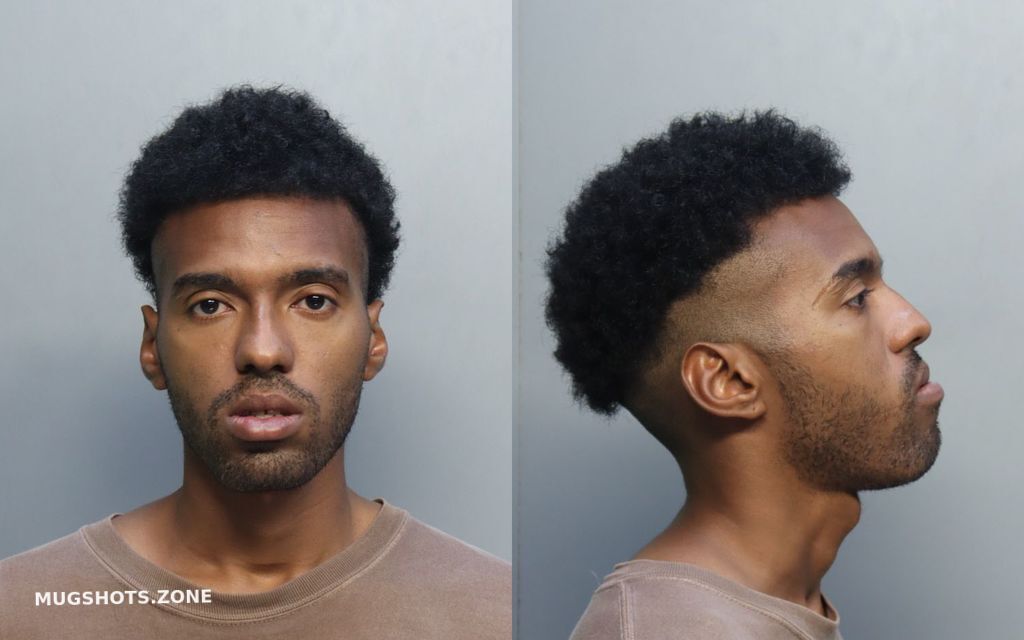 CASTILLO CARLOS 07/23/2025 - Miami-Dade County Mugshots Zone