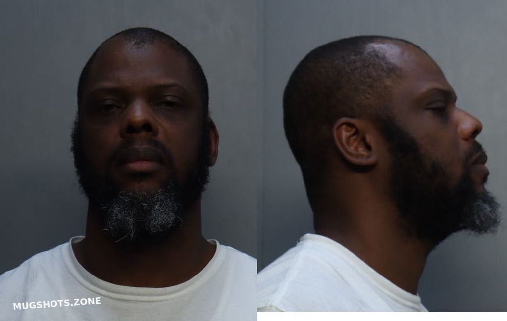 DARLING JOVAN EXZAVIER 07/30/2025 - Miami-Dade County Mugshots Zone