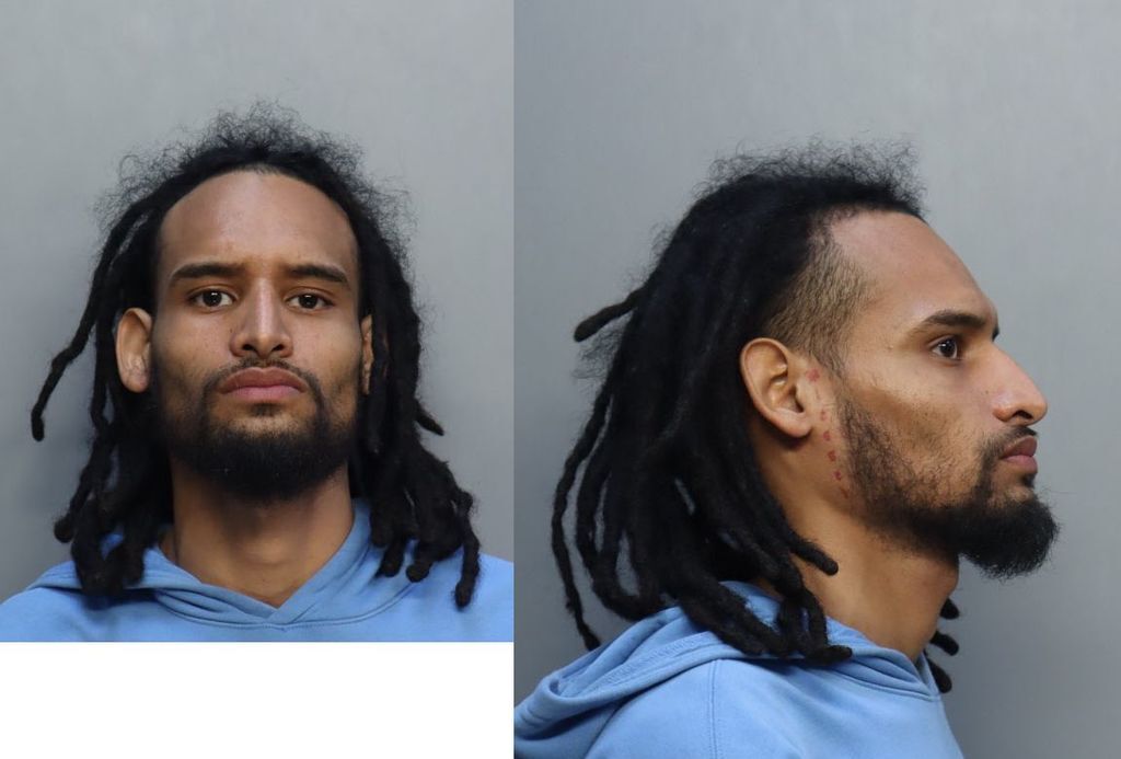 LOPEZ KEVIN LISANDRO 08/12/2025 - Miami-Dade County Mugshots Zone