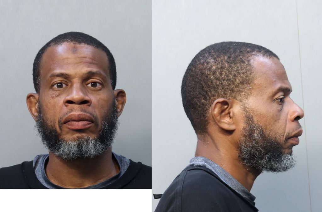 ARTABIUS DARDEN 09/19/2025 - Miami-Dade County Mugshots Zone