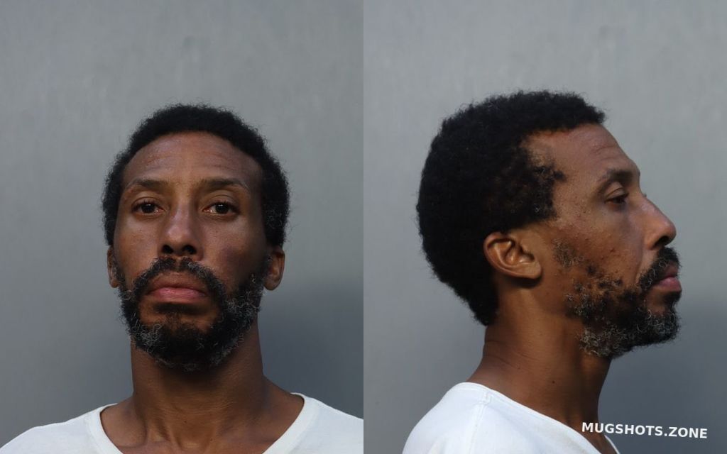 WALLS GARLAND 10/01/2025 - Miami-Dade County Mugshots Zone